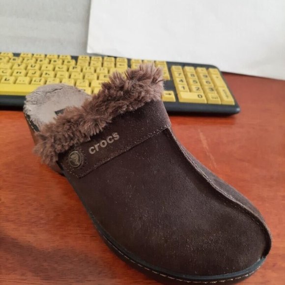 CROCS | Shoes | Crocs Fur Cobbler Clog Brown Suede Faux Fur Lined Mule ...